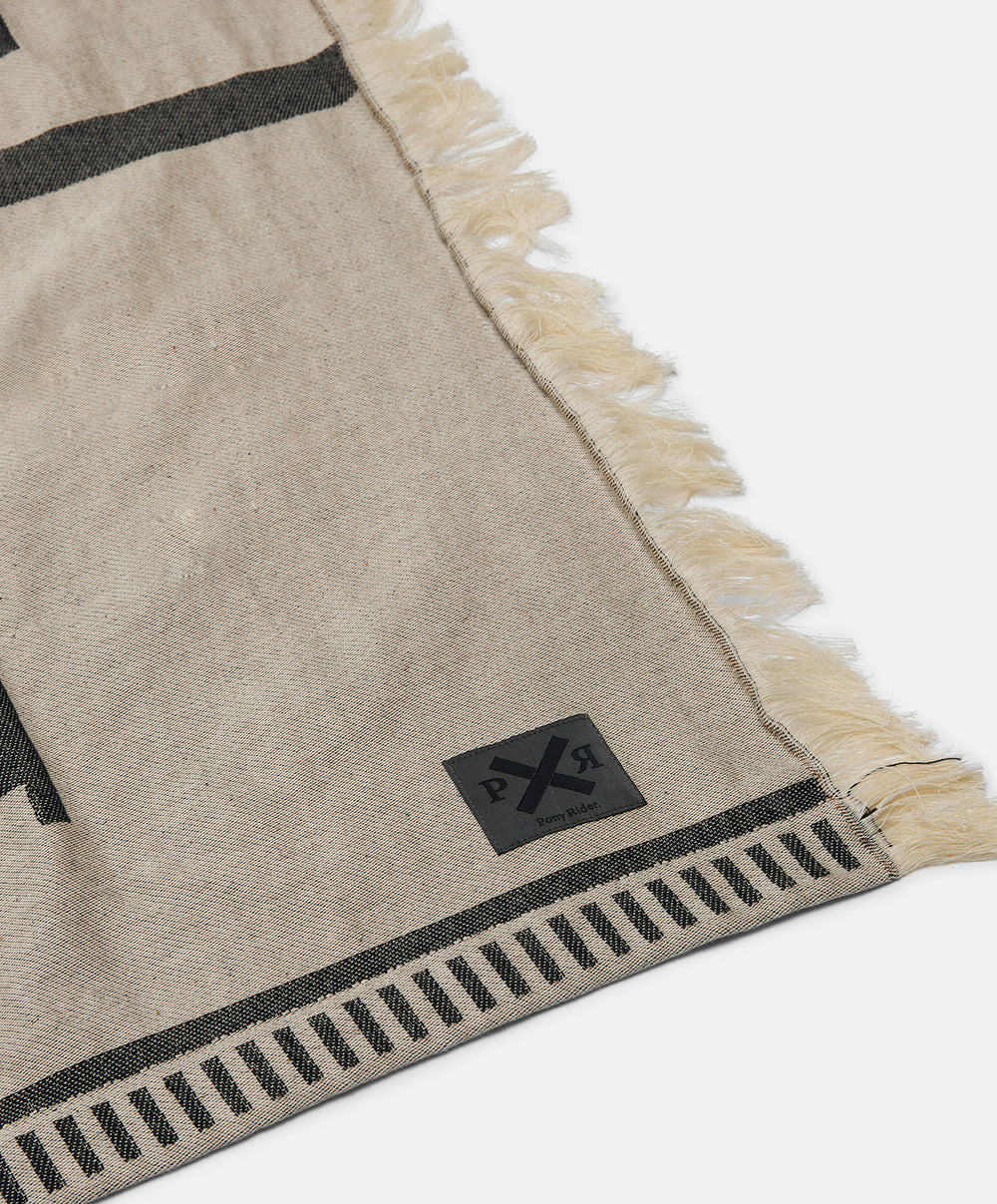 Up River Throw | Natural